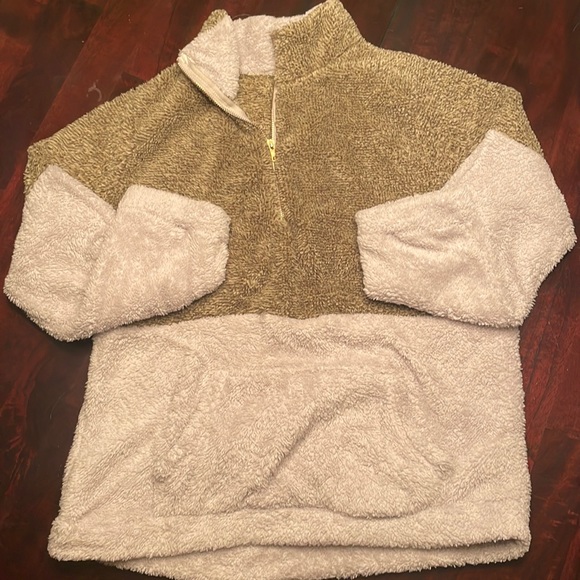 Sweaters | Womens Twotoned Sherpa With Pocket Quarterzip Size M | Poshmark